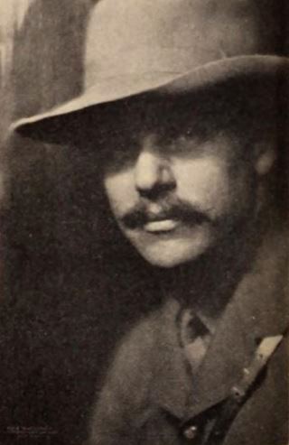 Edward Alexander Powell - Glose